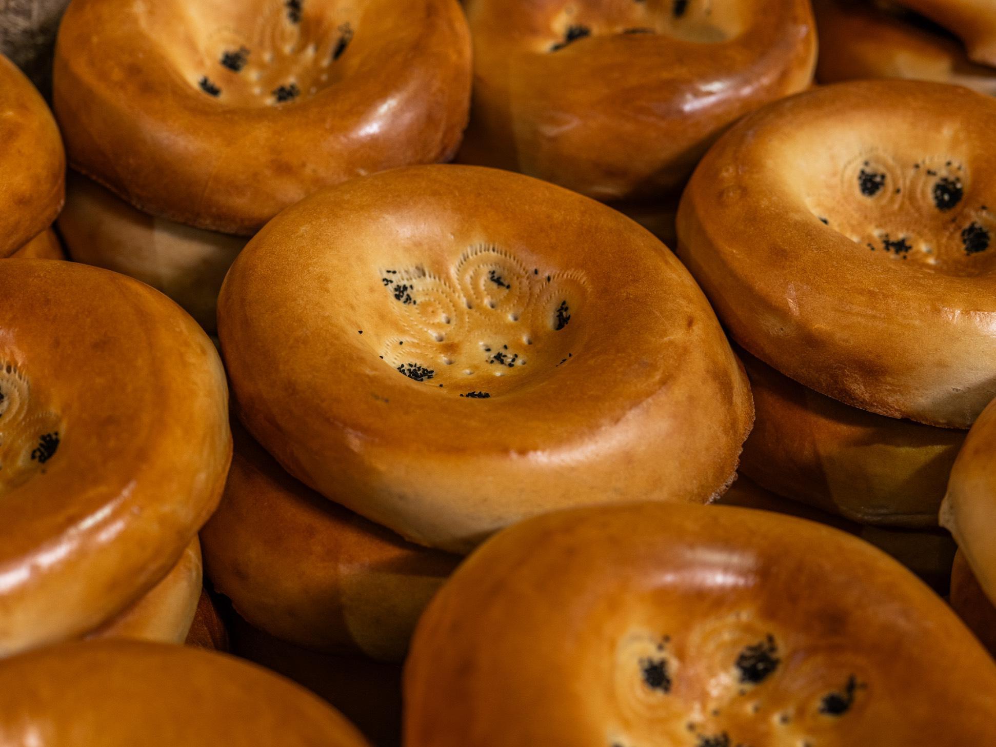 SAMARKAND BREAD, IDENTITY OF A COUNTRY by Michela Balboni and Federico ...