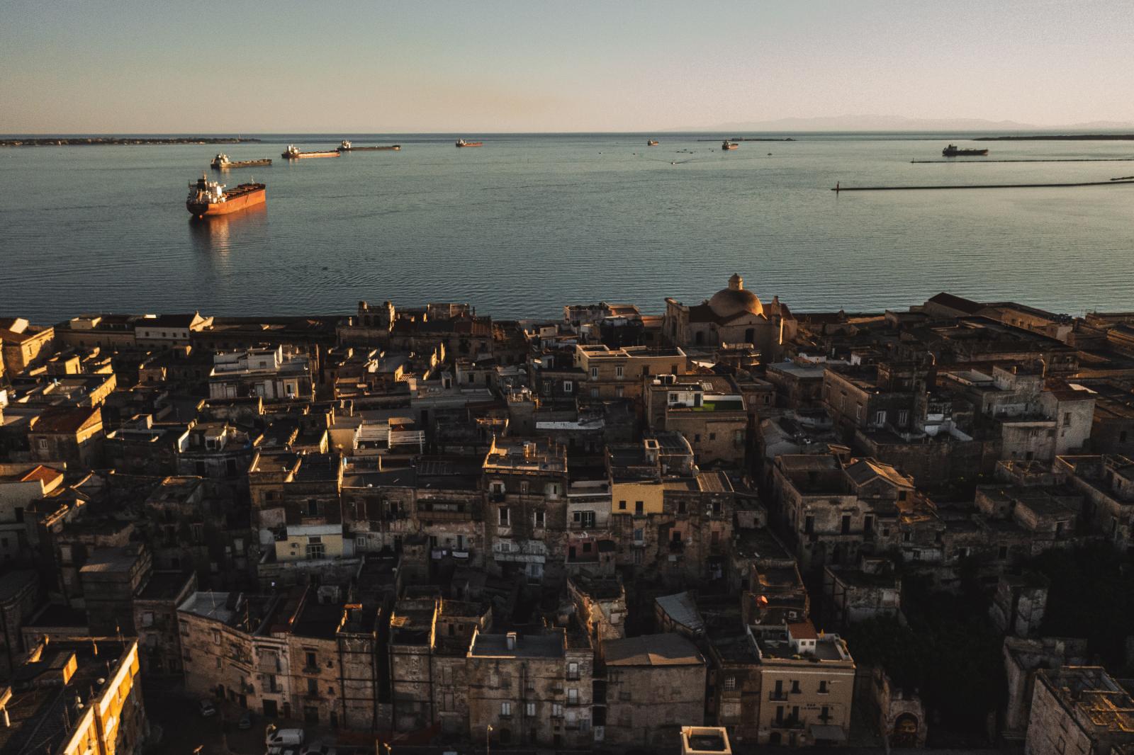 Catalogo della Marineria Tarantina - Exposition excerpt - Pierfrancesco ...