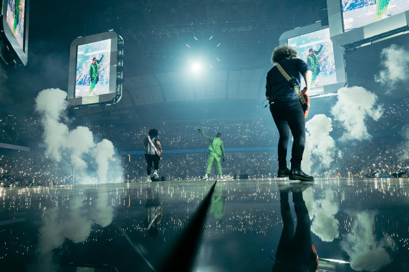 EL ÚLTIMO TOUR DEL MUNDO - Eric Rojas