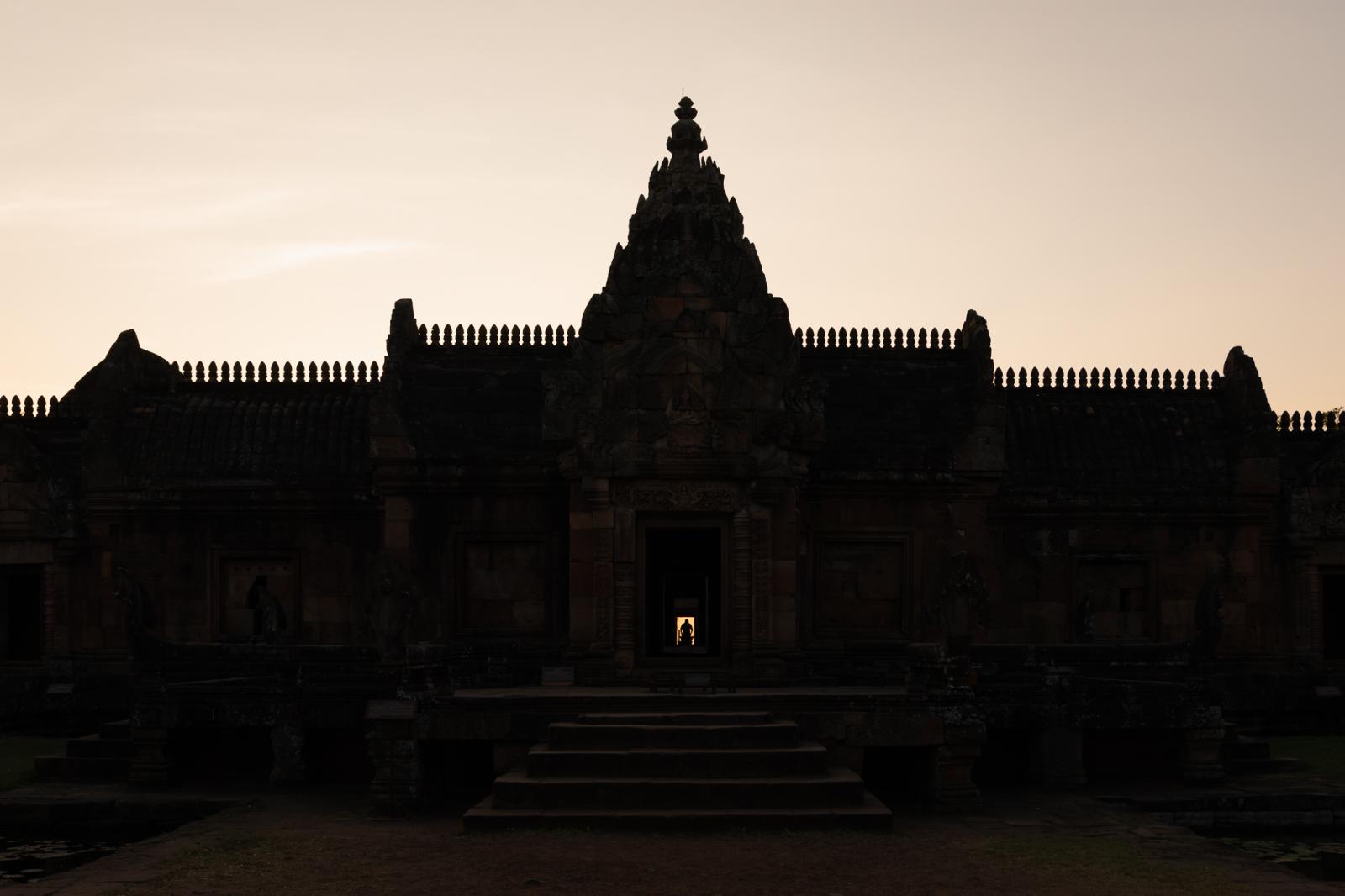 "Global hunt for stolen Thai art - Prakhon Chai bronzes" in The Denver ...