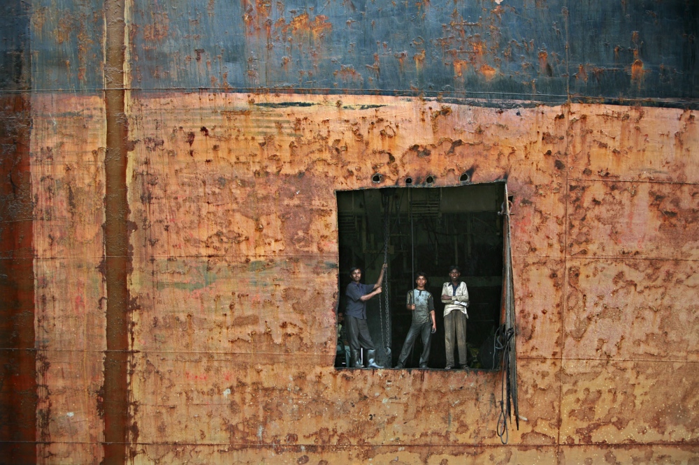 Ship Breaking Yard; Bangladesh - Andrew Biraj Documentary Photographer ...