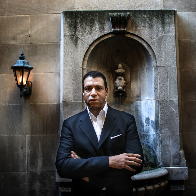 Portraits - Hector Emanuel Documentary Photographer