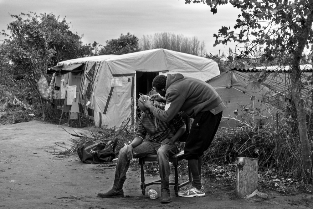 Dreaming UK: The Zaghawa of Sudan in The Calais Jungle by Maurizio ...