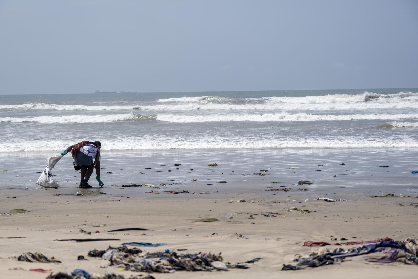 Obroni Wawu by George Koranteng Danso