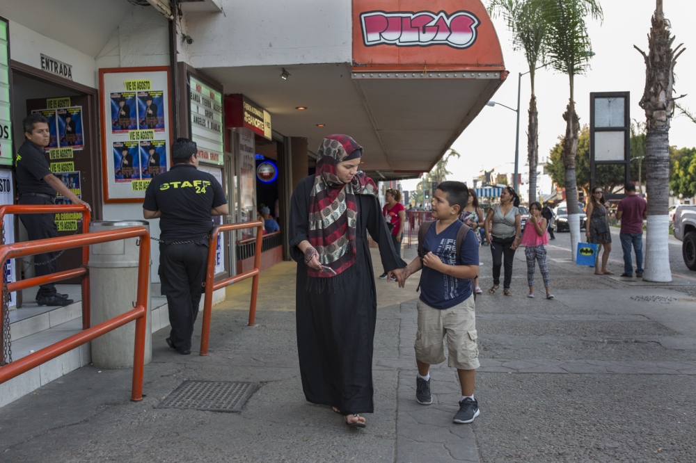 Musulmana:Muslim Women in Mexico - Griselda San Martin