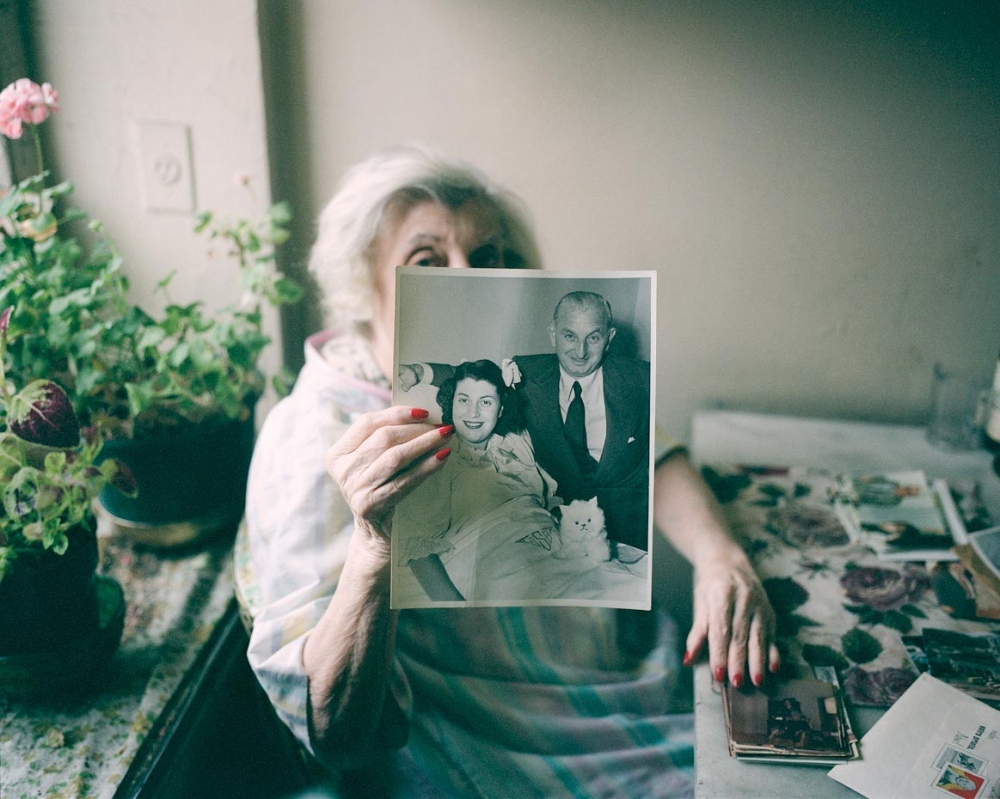 Caregivers - ANNABEL CLARK Documentary Photographer Seattle