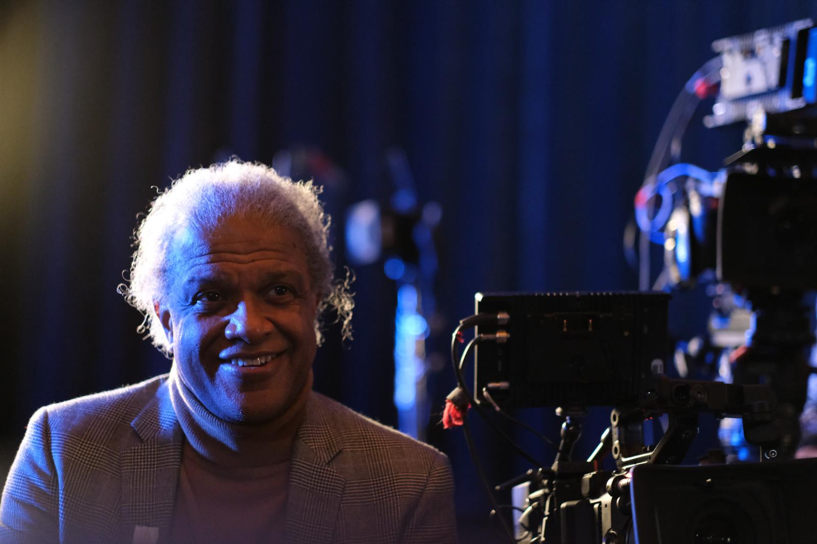 On Set - Hannah Kozak