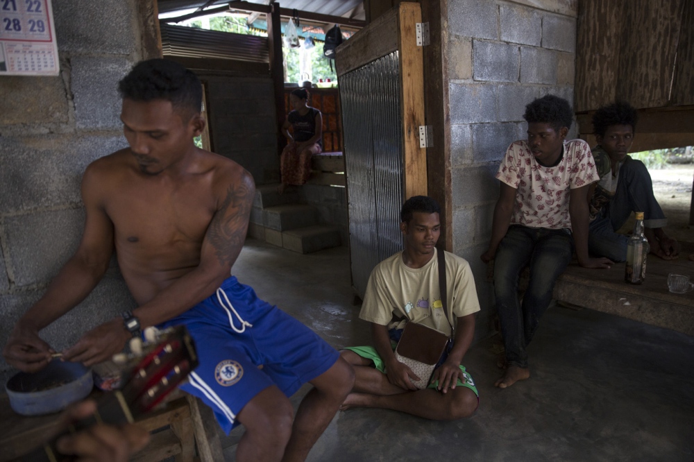 THE MANIQ - Luke Duggleby - Photographer