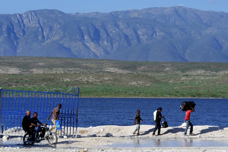 Malpasse - Alvin Baez- Documentary Photographer & Visual Narratives