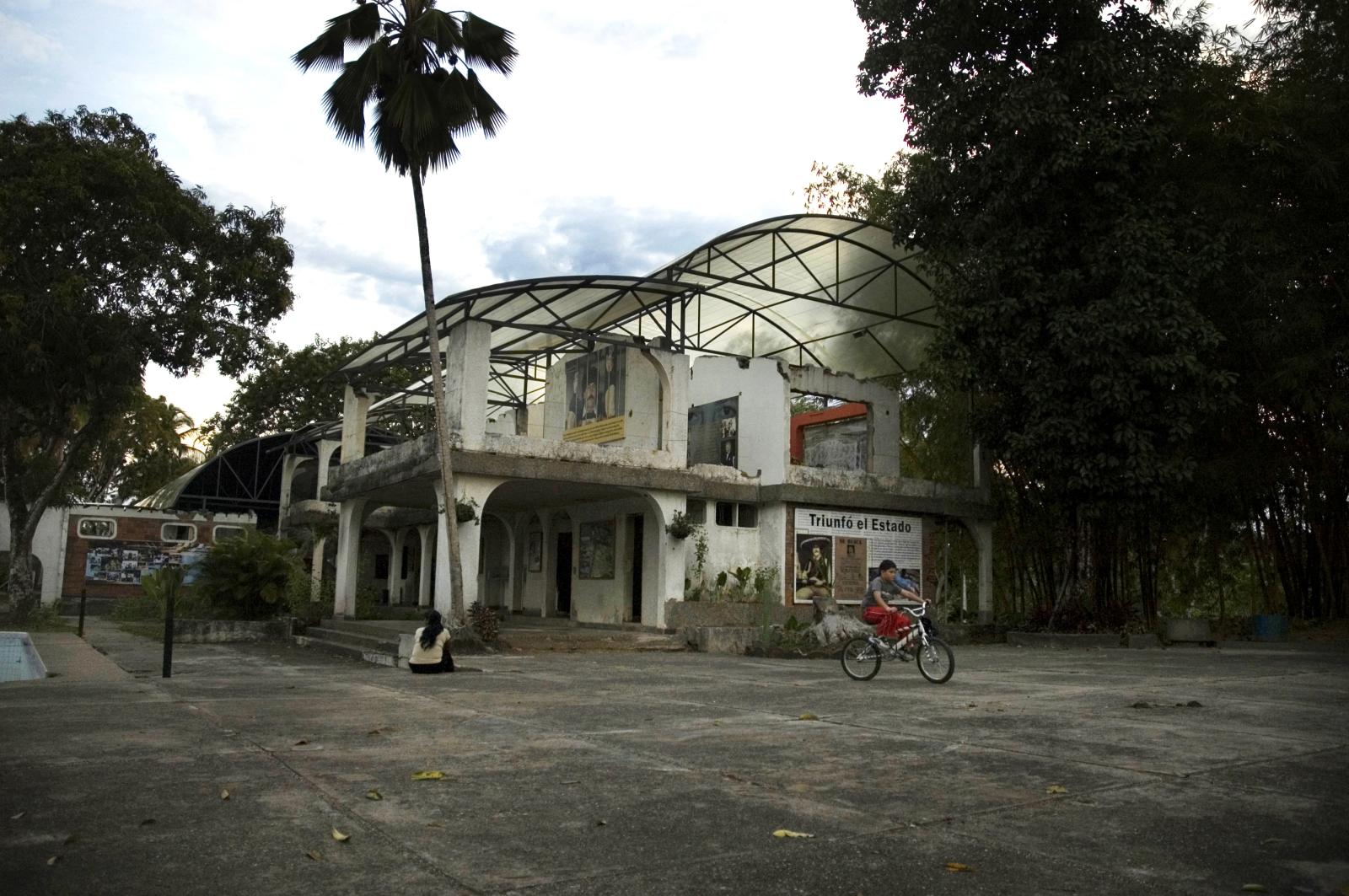 HACIENDA NAPOLES by joana toro