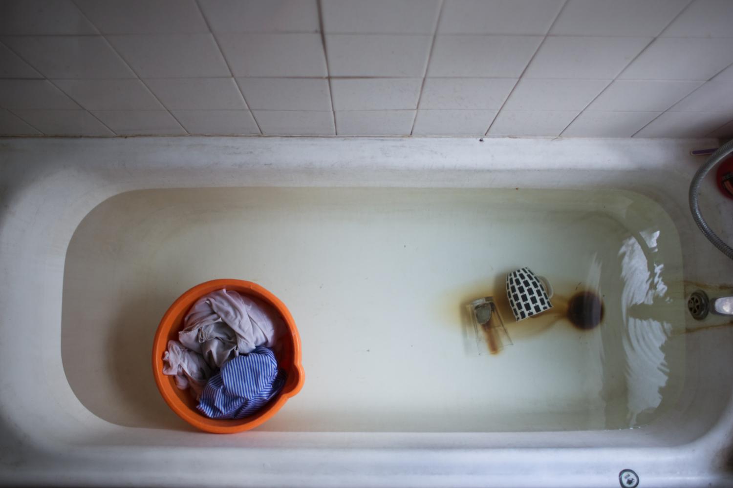 George's Bath - CORINNA KERN - Photojournalist based in Greece
