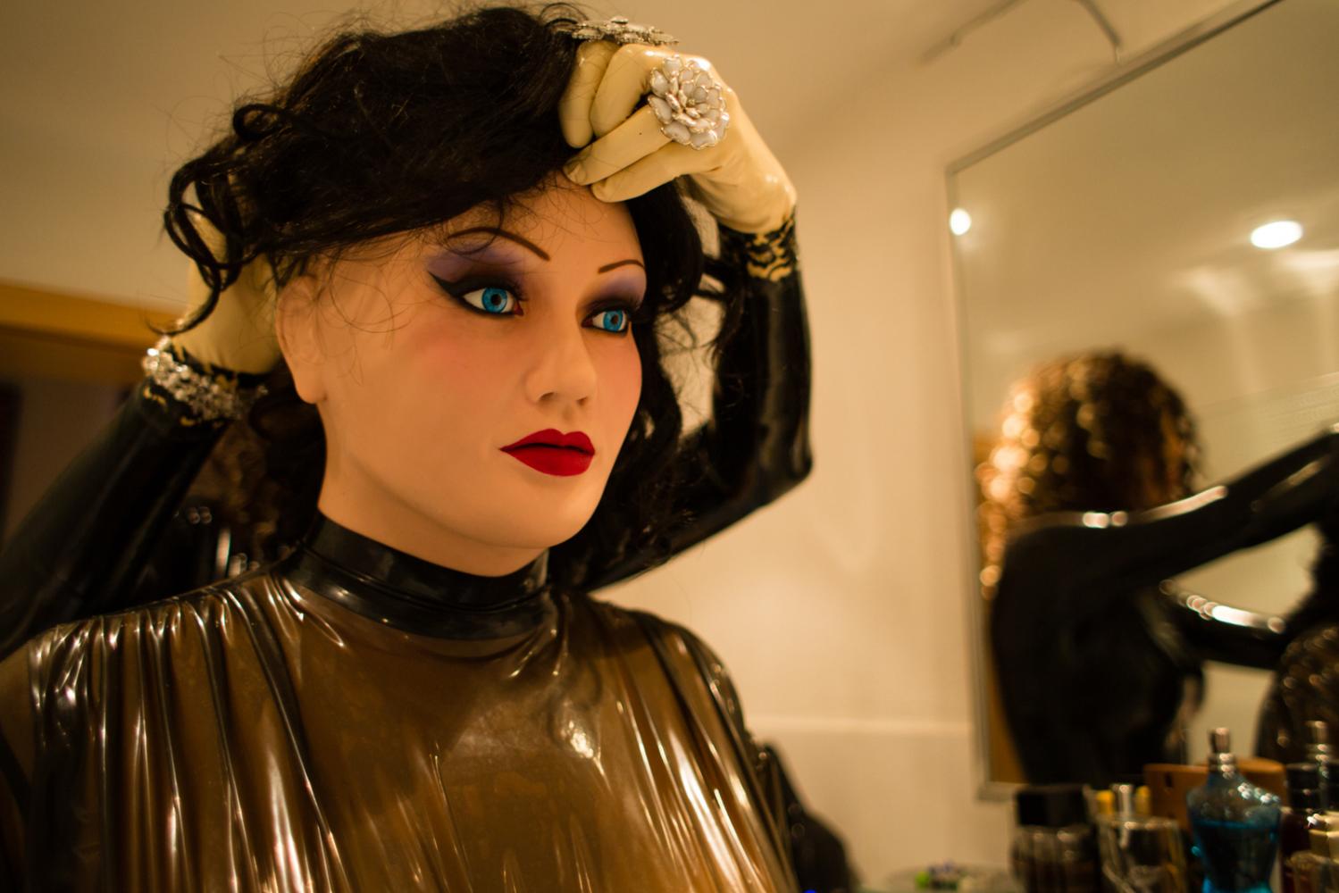 Female Maskers: The story - CORINNA KERN - Photojournalist based in Greece