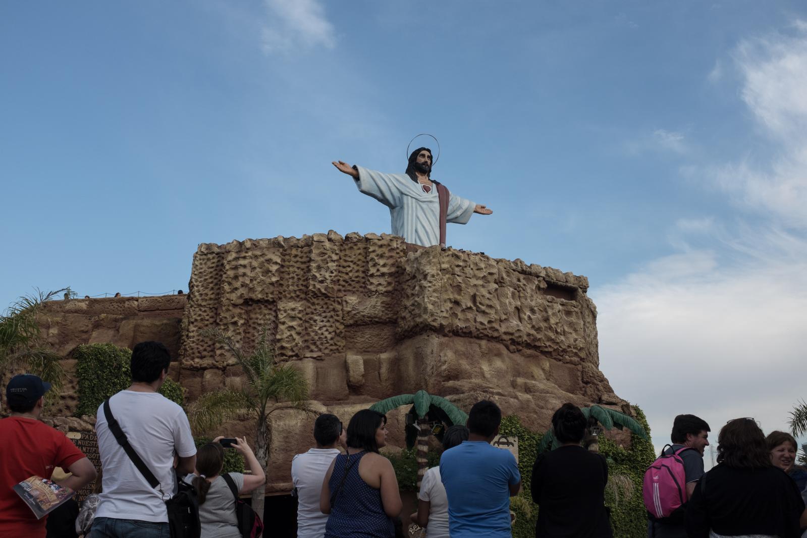 Tierra Santa - Erica Canepa