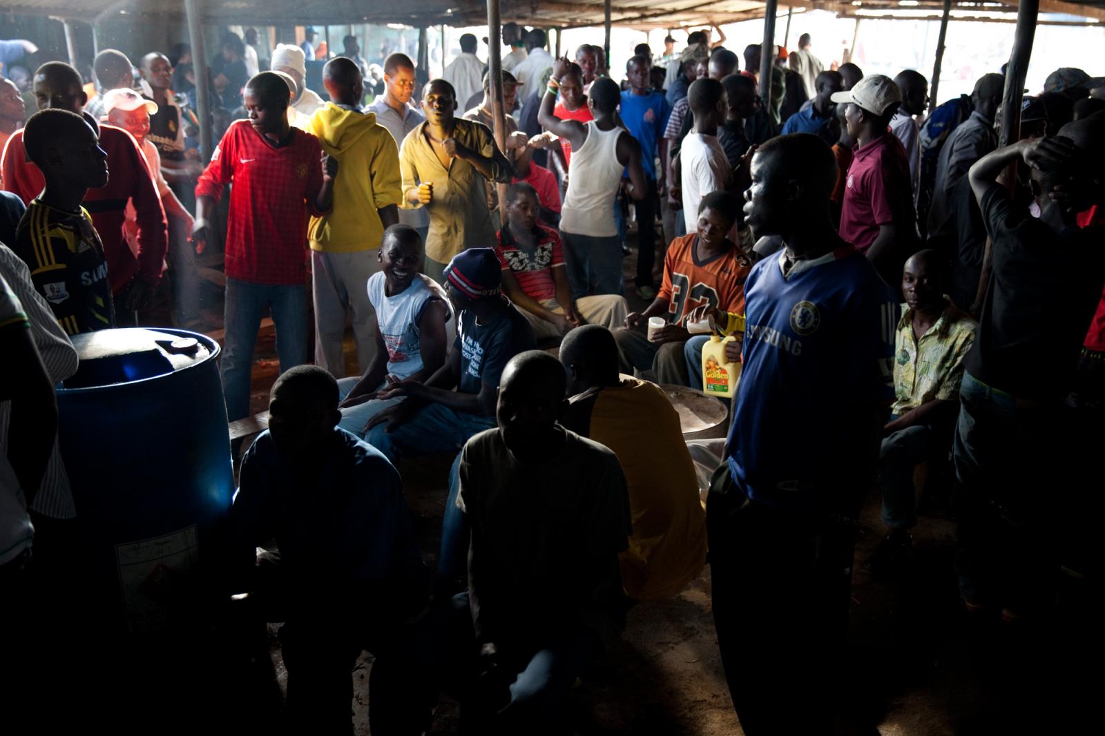 Madiaba Busaa Club by Bénédicte Desrus