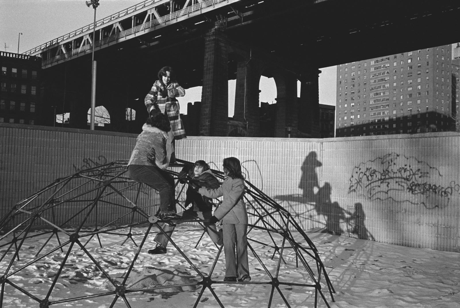 Prince Street Girls - Susan Meiselas