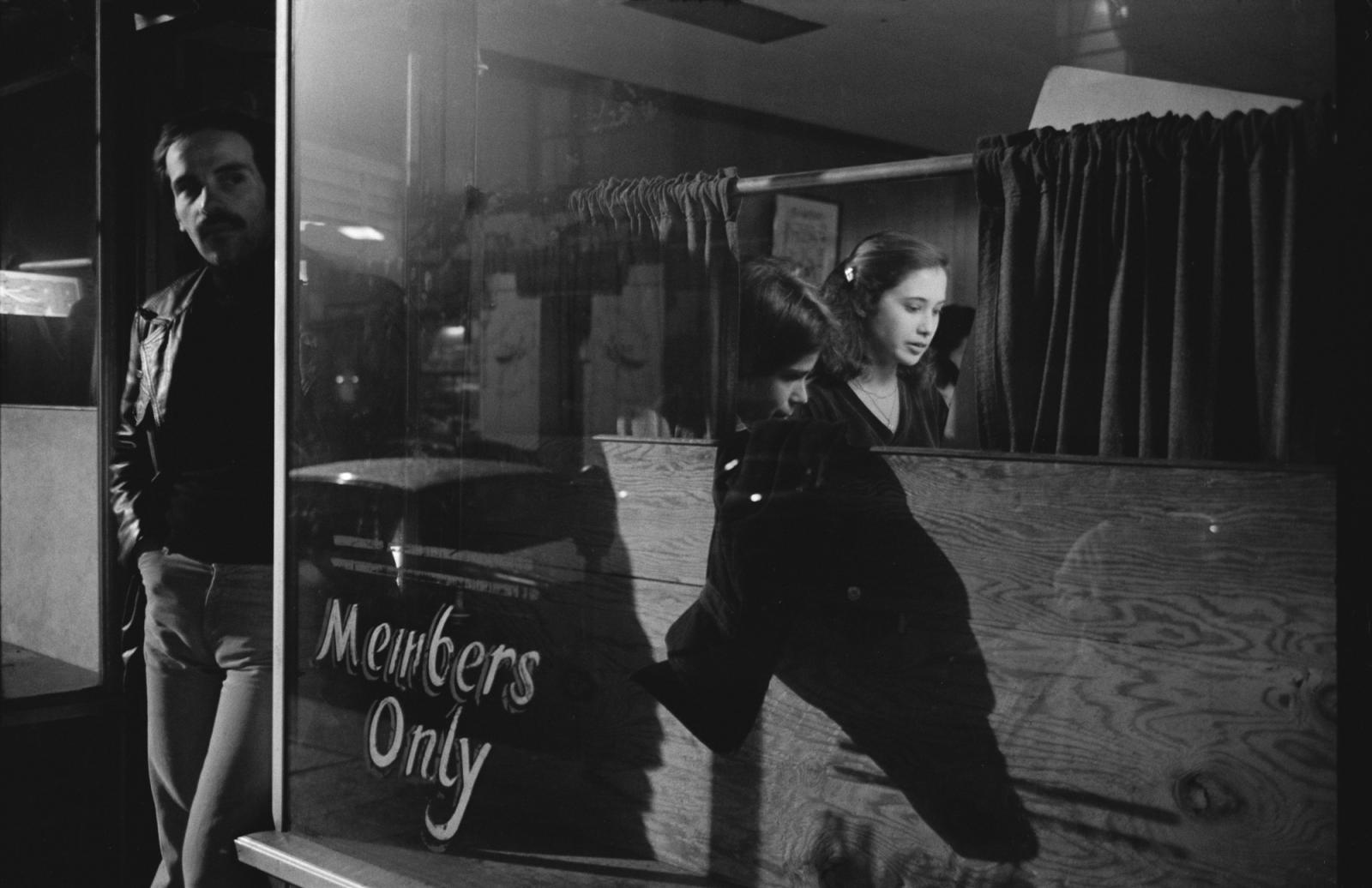 Prince Street Girls - Susan Meiselas