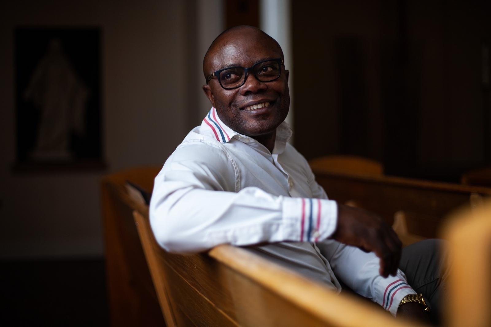 People - Daniel Crump | Photographer