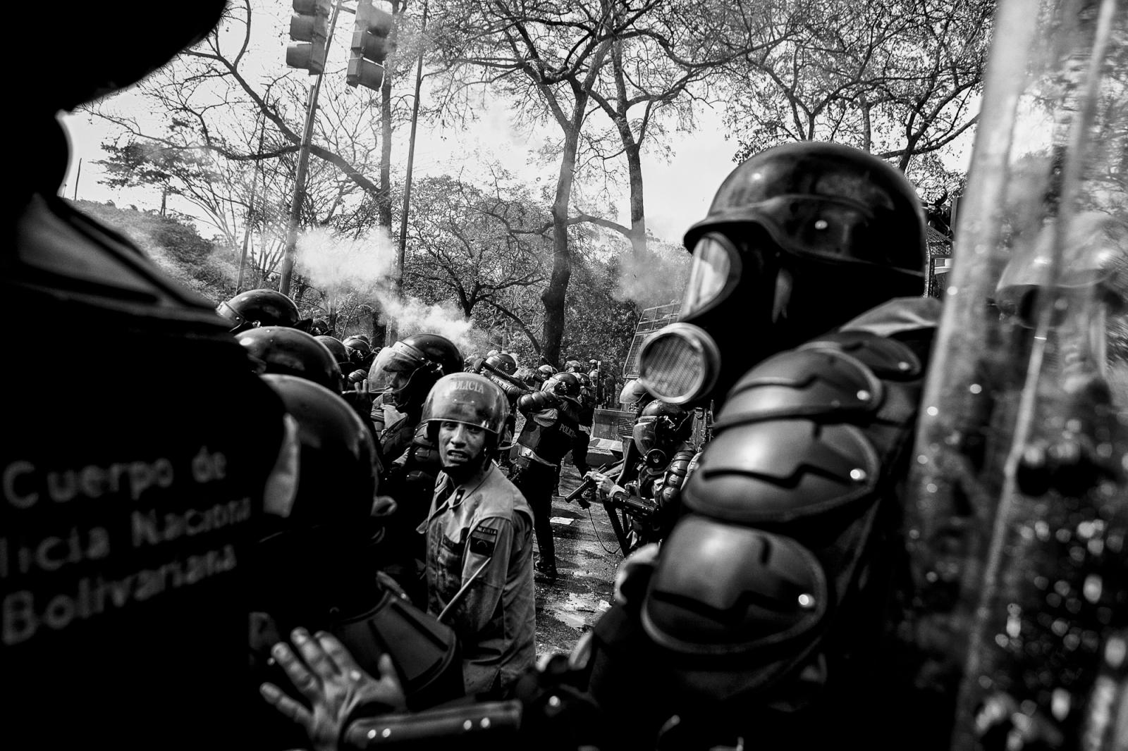 Guarimbas by Santi Donaire