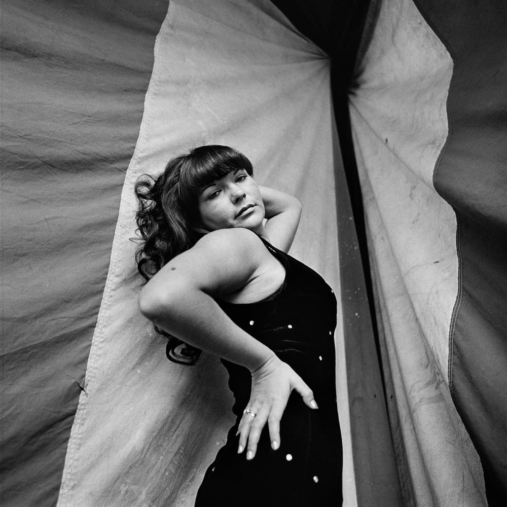 Carnival Strippers Portraits - Susan Meiselas
