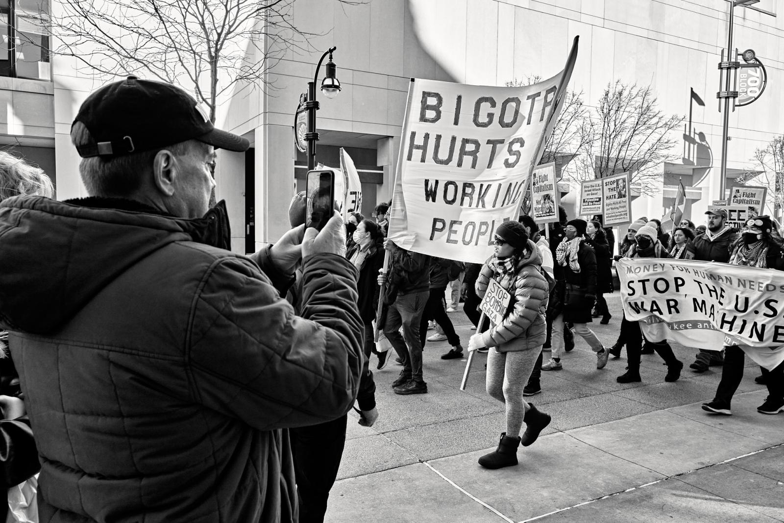 Stop the Hate: Build People's Unity! by Michael Sullivan Stop the Hate: Build People's Unity! by Michael Sullivan