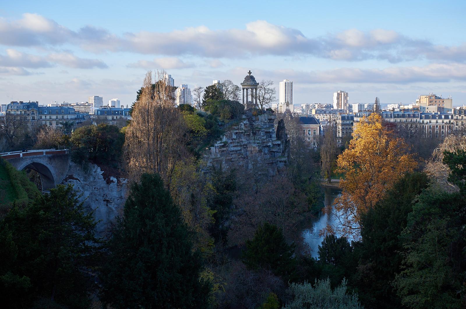 Parc des Buttes Chaumont by Remon Haazen